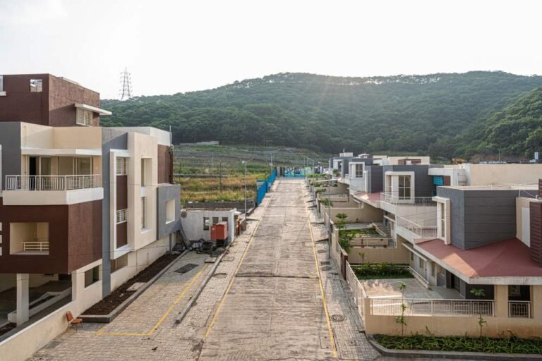 row house pics - Plots On